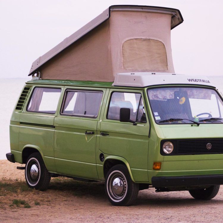 Location de Combis Vw & Camper Vans aménagés | L'île aux Combis